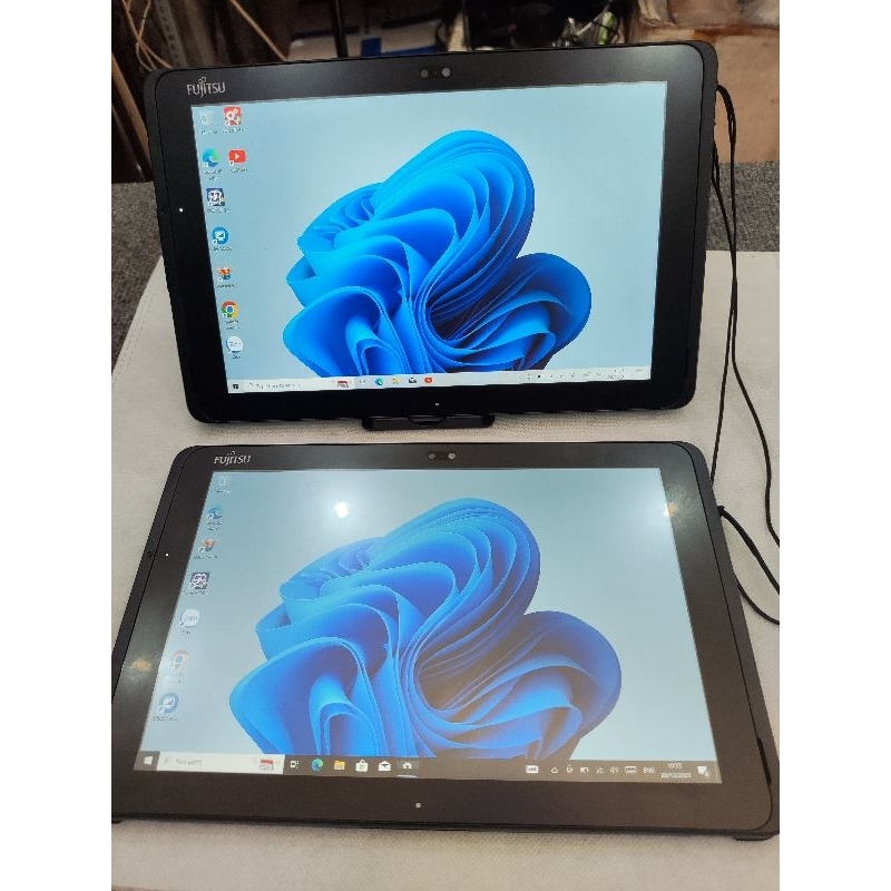 Máy tính bảng bảng Fujitsu arrows tap Q508. ram 4.ssd 64Gkèm sạc 12v ...