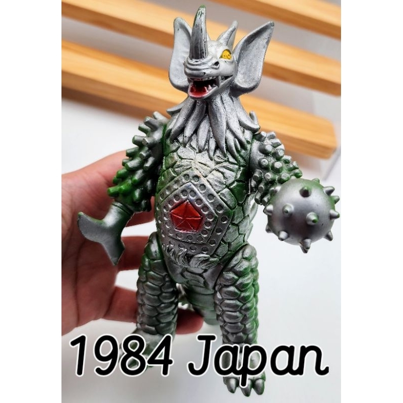 Mô hình Sofubi 03, Kaiju - Ultraman, chính hãng, 2nd | Shopee Việt Nam