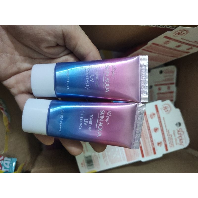 Kem chống nắng skin aqua tone up lavender mini 7g | Shopee Việt Nam