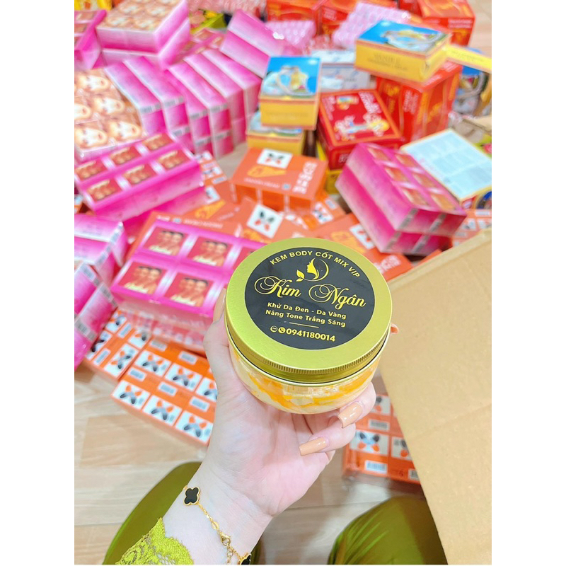KEM BODY CỐT MIX VIP SÁNG DA MỜ THÂM (hủ 150g) kèm tắm trắng (kim ngân ...