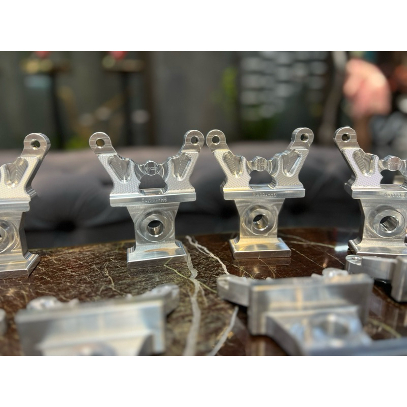 Pát (pass) heo sau ex150 ex155 ex135 kẹp gắp GH racing | Shopee Việt Nam