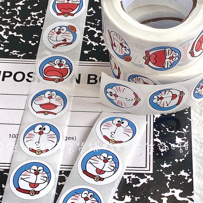 Cuộn 500 hình dán/ Miếng Dán/ Sticker Doraemon Chống Va Đập Cho Điện ...
