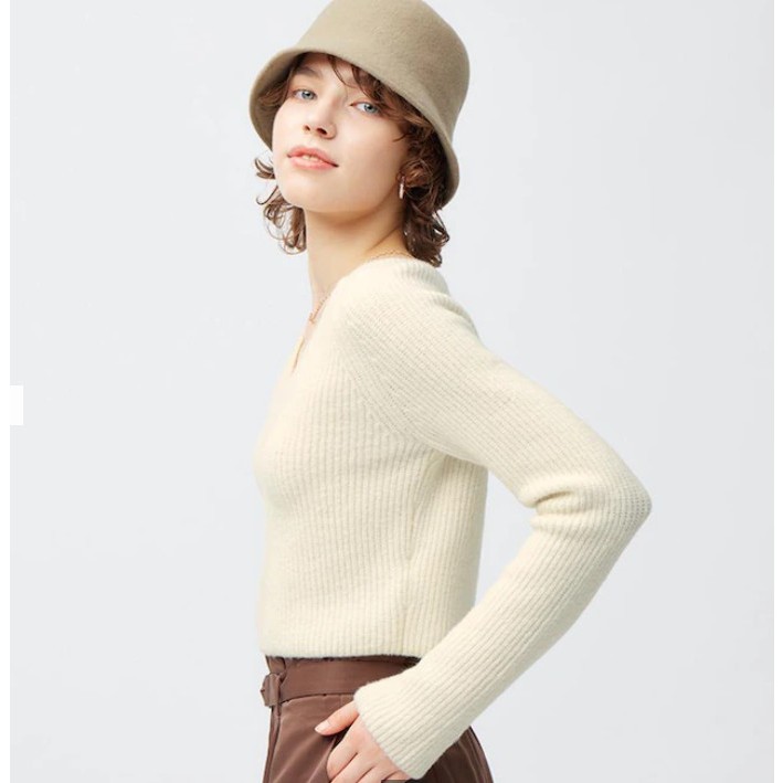 Áo Croptop Cổ Tim Gu(chính hãng) | Shopee Việt Nam