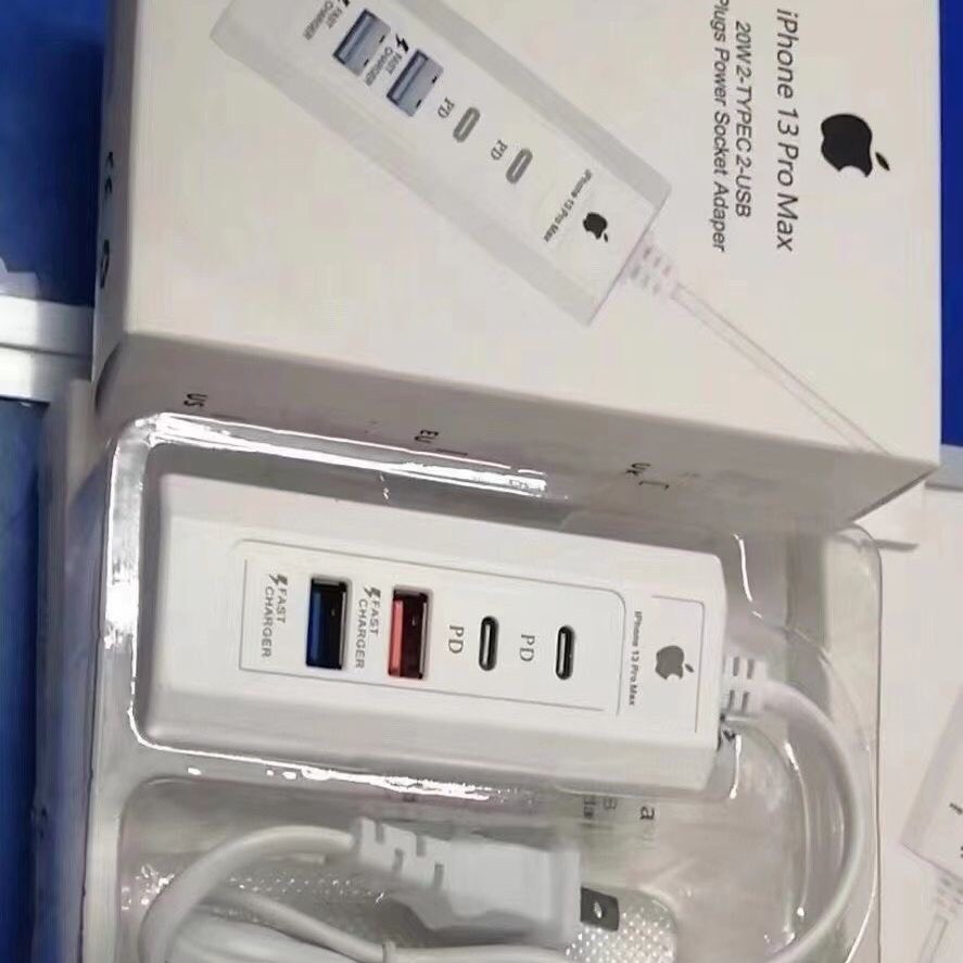 Ổ cắm sạc điện thoại tích hợp Sẵn 2 cổng sạc nhanh PD + 2 cổng usb sạc nhanh - Bluetech | Shopee ...