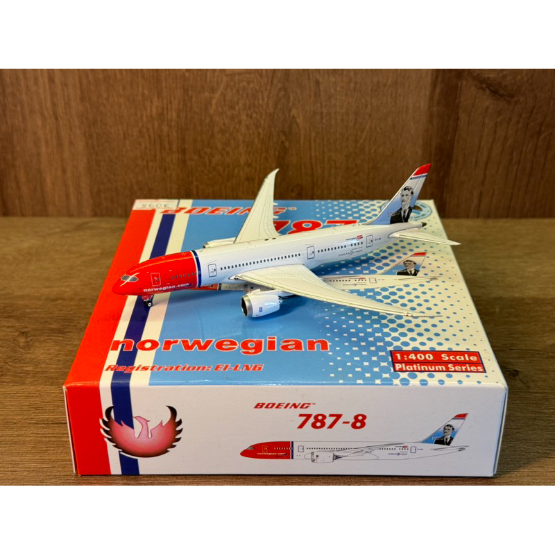 Mô hình máy bay Phoenix Models Norwegian Boeing 787-8 1/400 | Shopee ...
