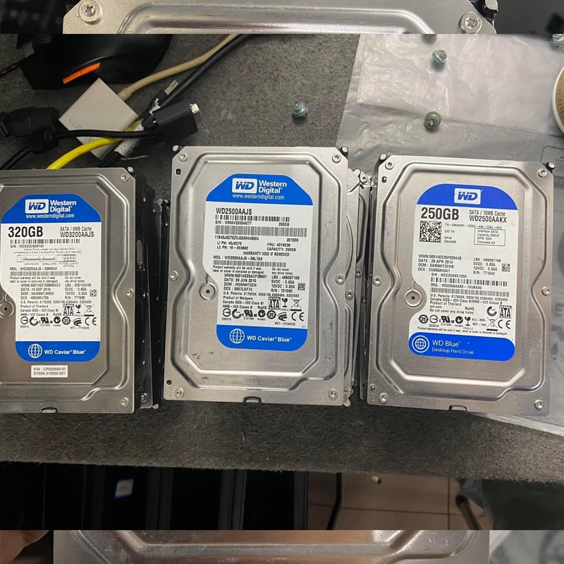 ổ cứng hdd 160gb sức khỏe tốt, như mới hàng tháo máy tặng kèm dây sata ...