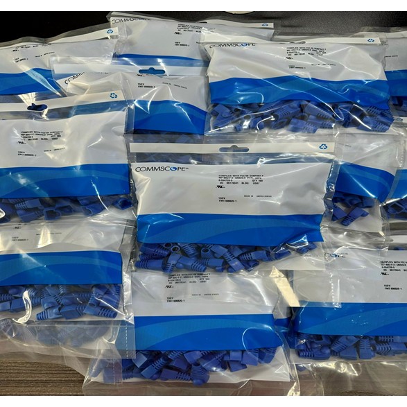 Đầu Chụp Hạt Mạng RJ45 Commscope ( Boot-Color Cat5/Cat6 Túi/100c ...