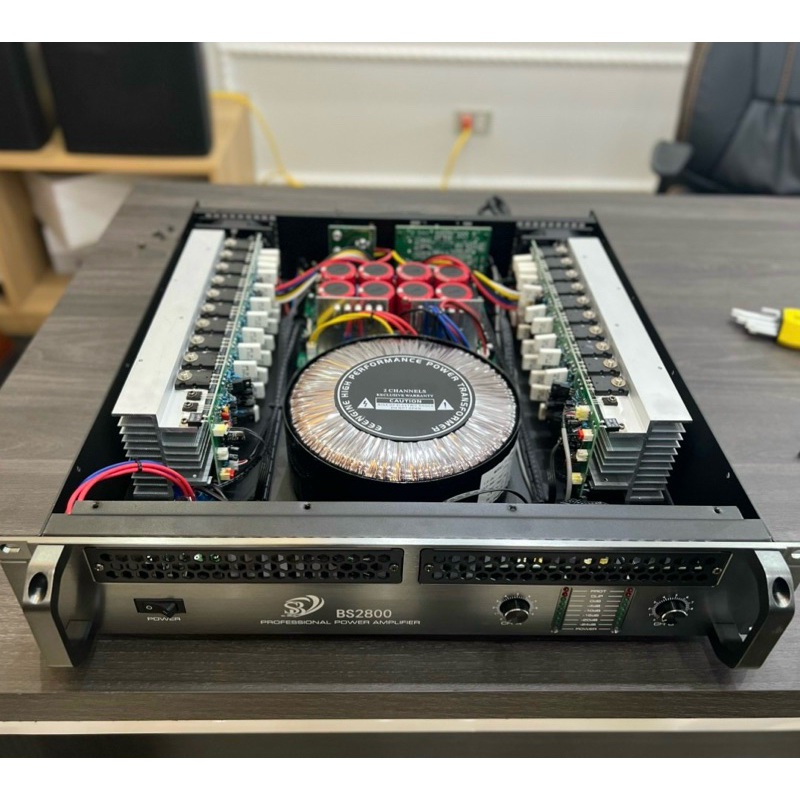 Cục đẩy công suất 40 sò BS Audio BS2800 siêu khoẻ, nguồn xuyến - Hàng ...