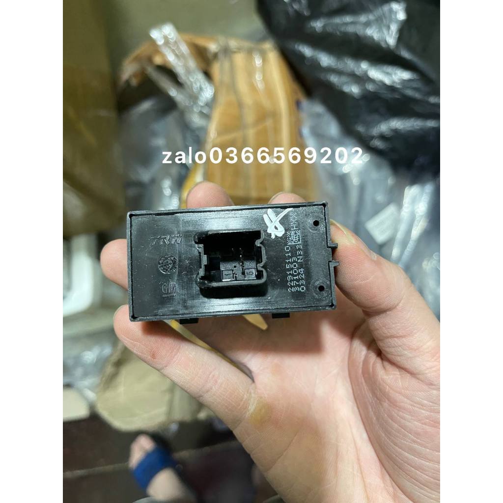 CÔNG TẮC LÊN XUỐNG KÍNH CÁNH CỬA ĐƠN CHEVROLET COLORADO GM 22915110 ...