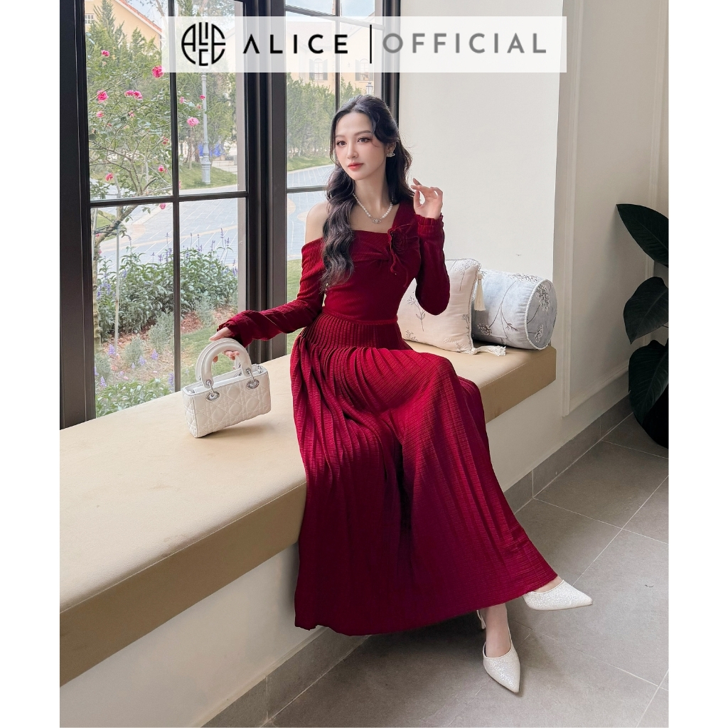 Váy Dài Trễ Vai ALICE Thiết Kế Dáng Xoè Dập Ly Cổ Lệch Kèm Hoa Đính Rời ...