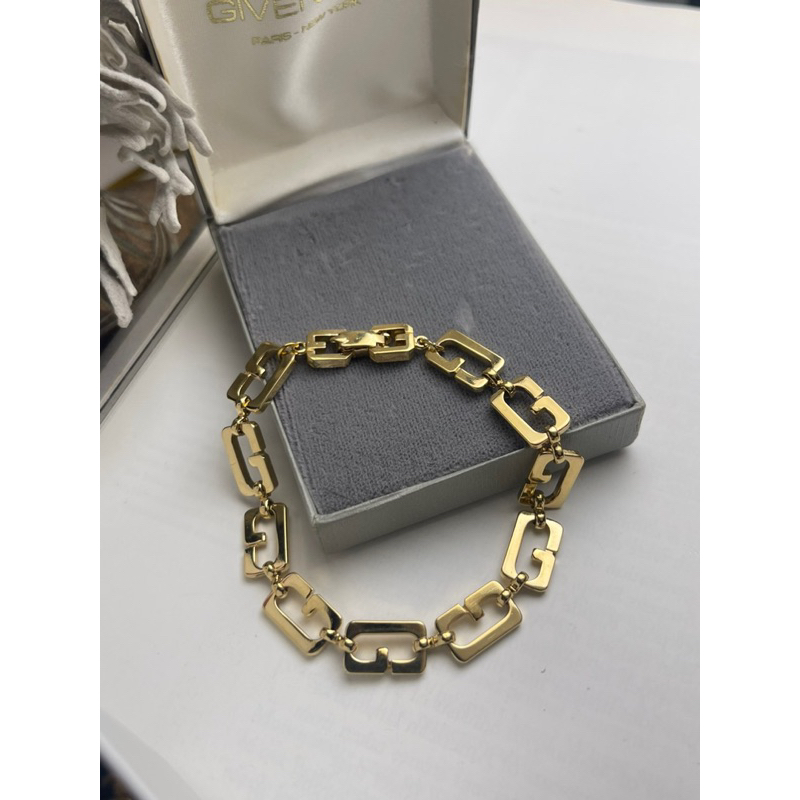Lắc tay hiệu Gi venchy auth | Shopee Việt Nam