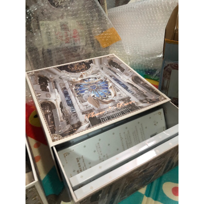 Flower Knows box LA 2.0 | Shopee Việt Nam