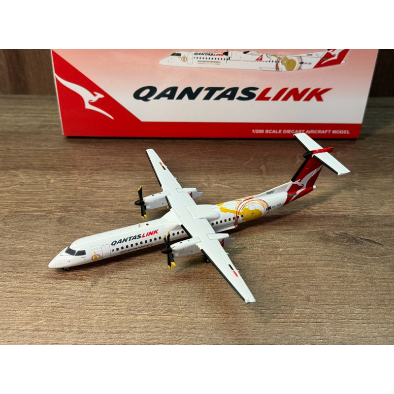 Mô hình máy bay Jcwings Qantas Link Bombardier Q400 tỉ lệ 1/200 ...