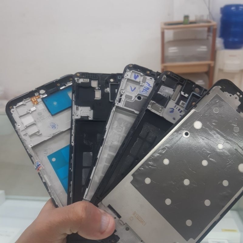 khung xương đỡ màn hình sam sung A30s zin bóc máy chính hãng | Shopee ...