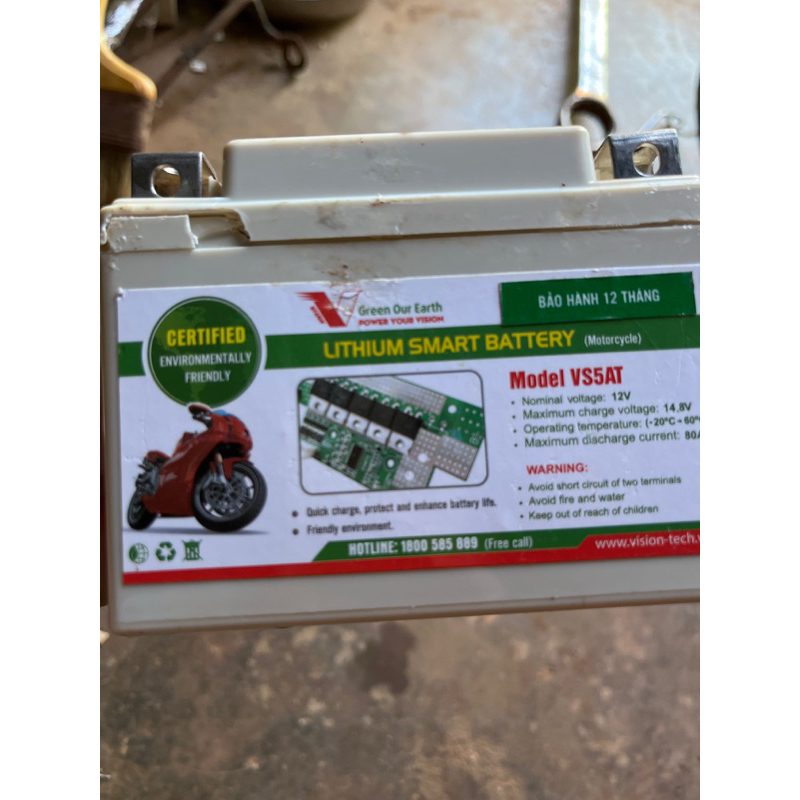 5AT ACQUY Pin LITHIUM 12V. pin sắt thay thế ác quy xe máy hãng viíion ...
