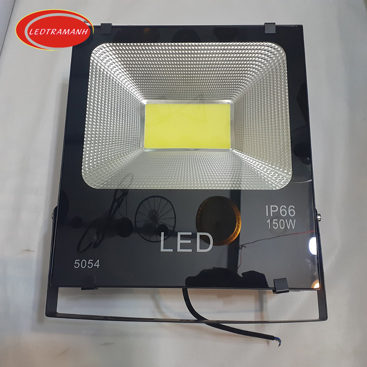 Đèn pha LED ngoài trời 150W 5054 ip66 chip COB chống nước | Shopee Việt Nam