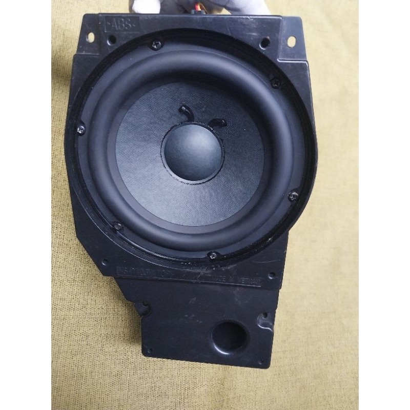 loa sup gầm bãi hãng yamaha có thùng zin đi kèm ( GIÁ 1 cái) | Shopee ...