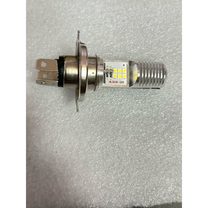 Bóng pha LED 3 chân H4 siêu sáng-Lắp Cho Dòng Xe Wave/Blade/Sirius/RSX/Future/Vision/LEAD 110 (1 ...