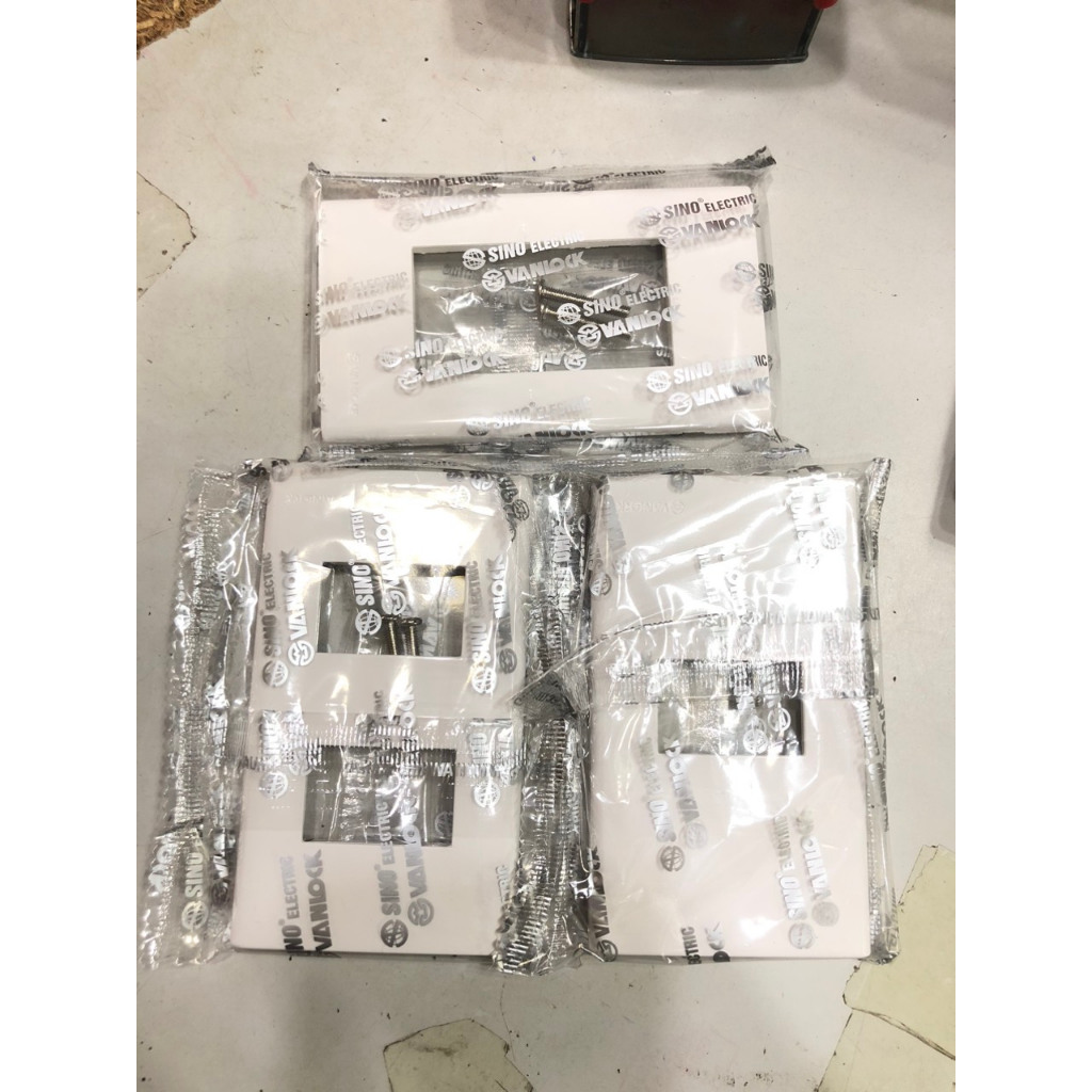 Mặt 1.2.3 công tắc S18CC SINO, VANLOCK | Shopee Việt Nam
