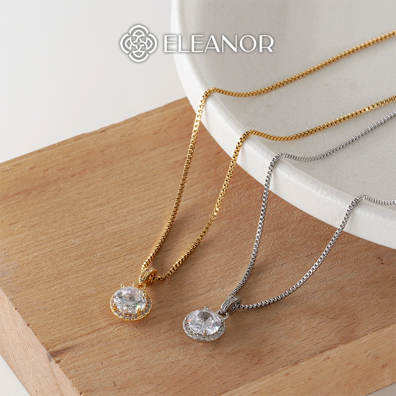 Dây chuyền nữ titan Eleanor Accessories mặt tròn đính đá lấp lánh vòng ...