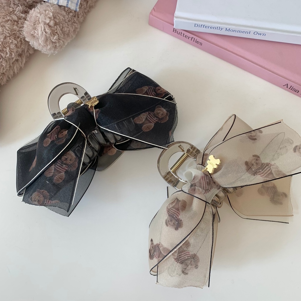 Kẹp tóc nơ đính charm gấu chất liệu vải satin đáng yêu xinh xắn trending Modleaf Ribbon Bear Pin ...