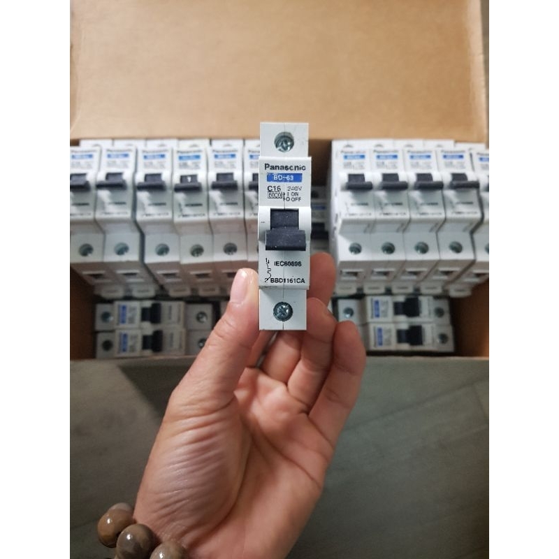 Aptomat cầu dao tự động Panasonic cũ xịn tháo tủ 16A, 25A, 32A | Shopee Việt Nam