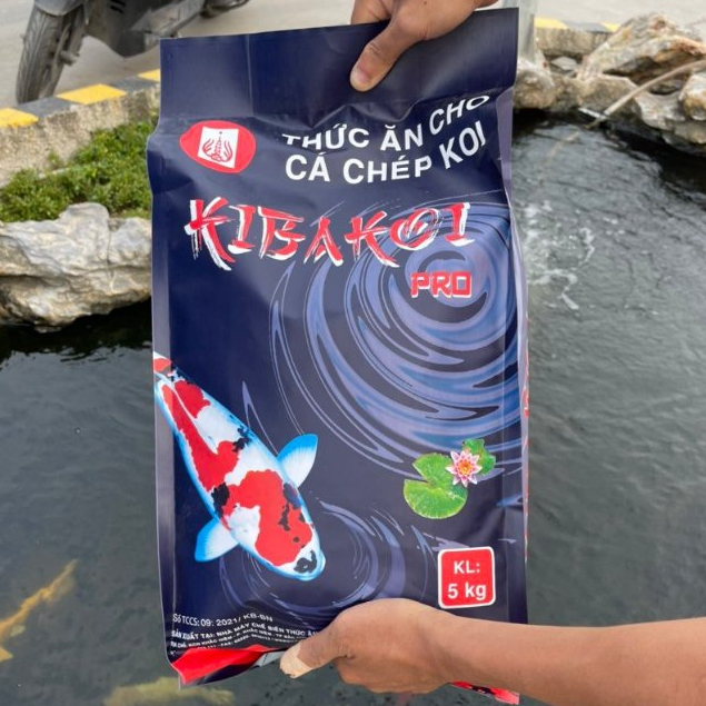 Cám cá koi KIBAKOI PRO độ đạm 40% - Bao 5kg - Cá koi tăng trưởng nhanh, body chuẩn, lên màu đẹp ...
