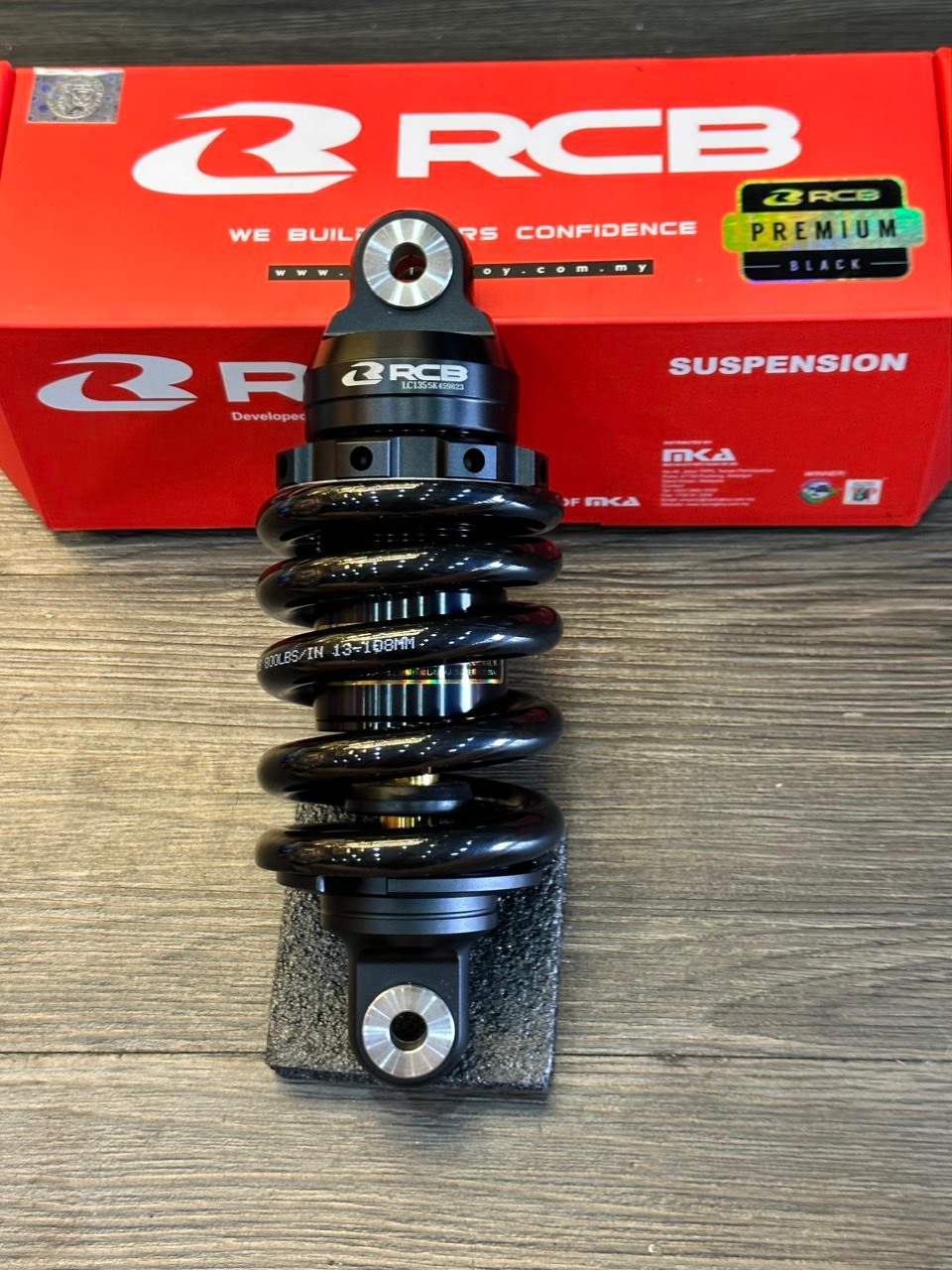 Phuộc sau RCB Ex135 , Ex150 mẫu E2 đen ty vàng | Shopee Việt Nam