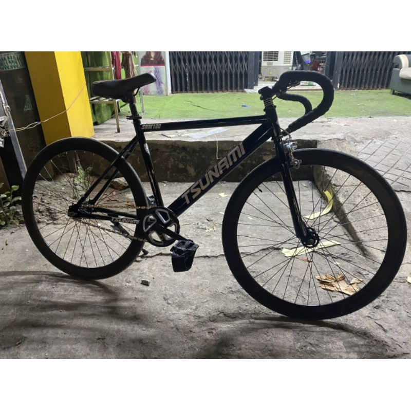 Xe Đạp Fixed Gear & Single Speed.Đen Bóng - Vành Trắng/Đen | Shopee ...