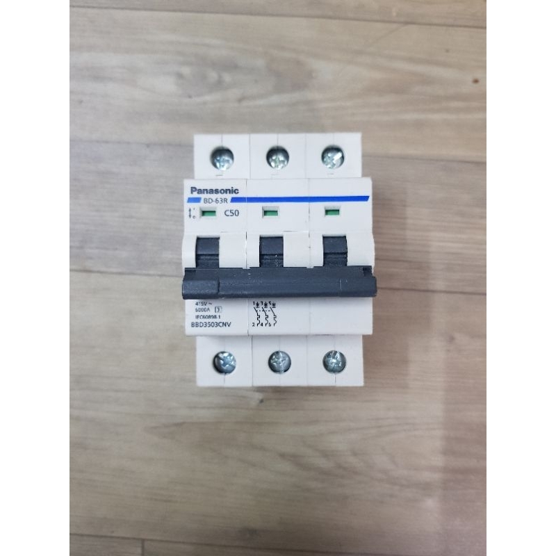 Át 3 pha panasonic BD-63R C50 | Shopee Việt Nam