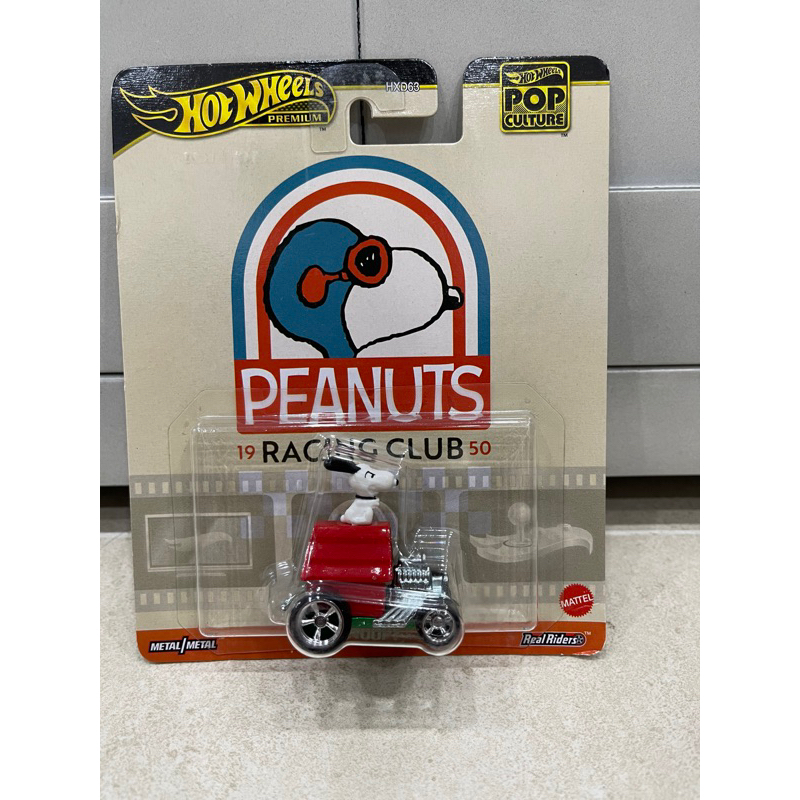 Xe mô hình đồ chơi bánh cao su Hotwheels 1:64 PREMIUM - PEANUTS - Snoopy | Shopee Việt Nam