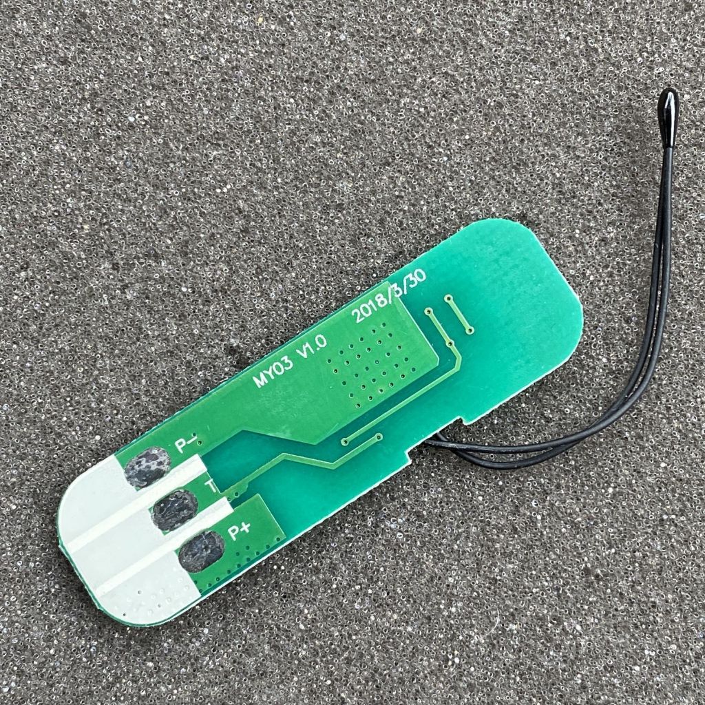 Mạch bảo vệ pin 1s 3.7v 10A giá rẻ có cảm biến nhiệt độ | Shopee Việt Nam