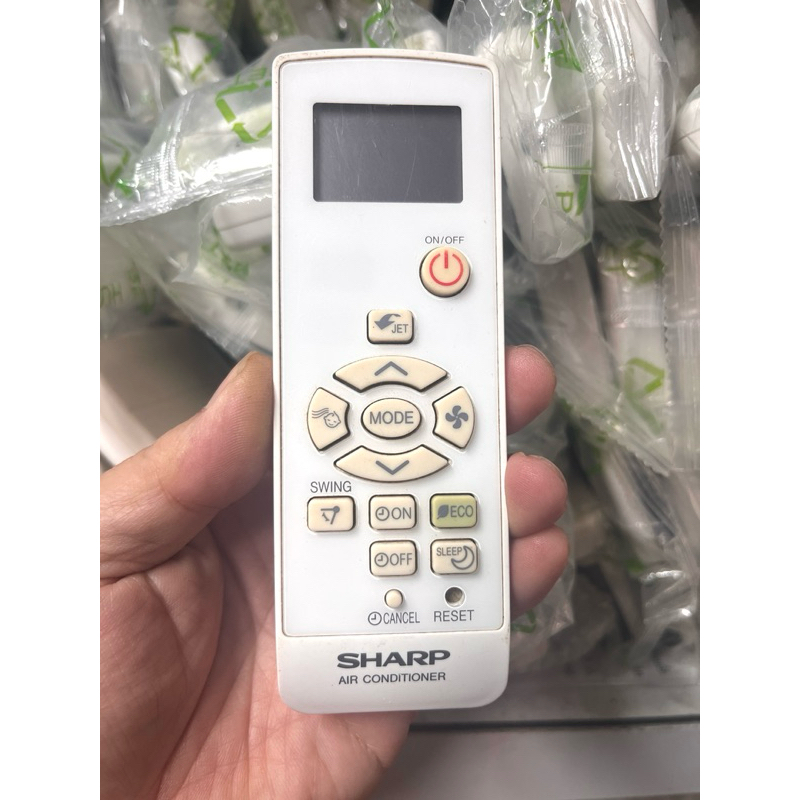 điều khiển điều hoà SHARP hàng chính hãng. | Shopee Việt Nam