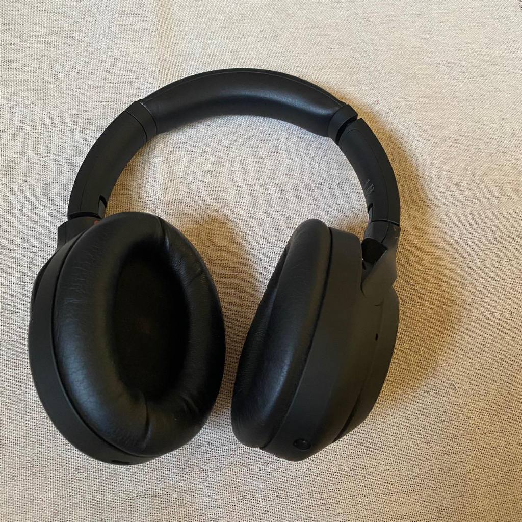 Tai nghe Bluetooth chụp tai Sony WH-1000XM4 (WH1000Xm4) - CHÍNH HÃNG - USEDVN | Shopee Việt Nam