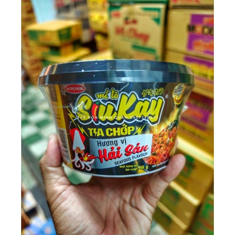 THÙNG 12 TÔ MÌ TRỘN SIUKAY TIA CHỚP VỊ HẢI SẢN [ 12 TÔ X 96G] | Shopee ...