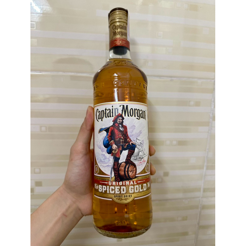 CAPTAIN GOLD RUM 700ML | Shopee Việt Nam