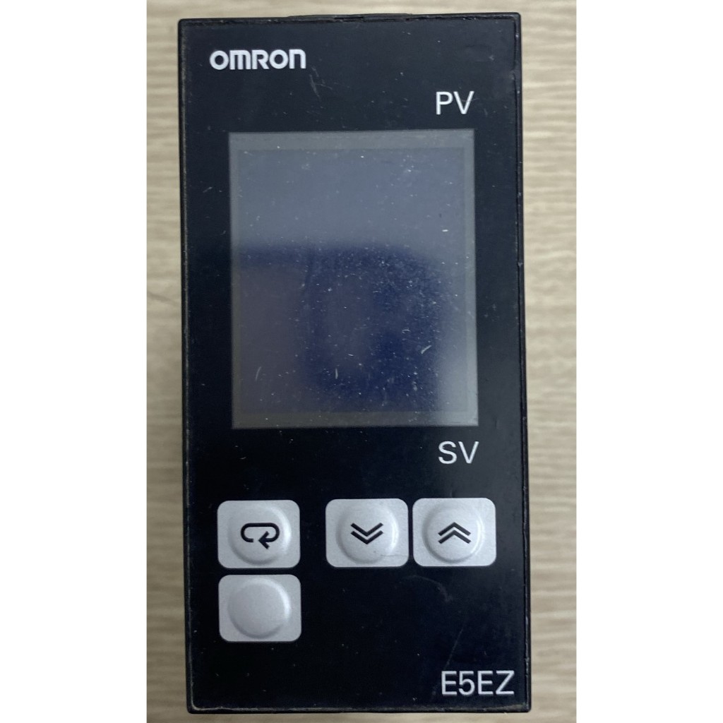 Đồng hồ nhiệt độ OMRON E5EK-AA2 không có vỏ hộp giấy | Shopee Việt Nam