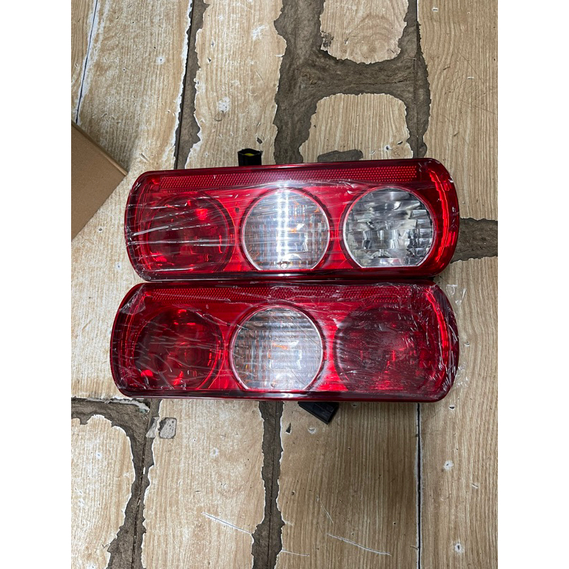 Đèn hậu Thaco Towner 950/990kg | Shopee Việt Nam