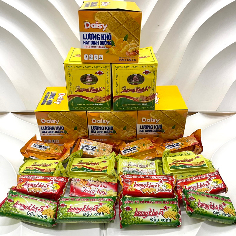 Hộp 10 chiếc lương khô hạt dinh dưỡng Daisy, lương khô 5 sao Hải Châu ...