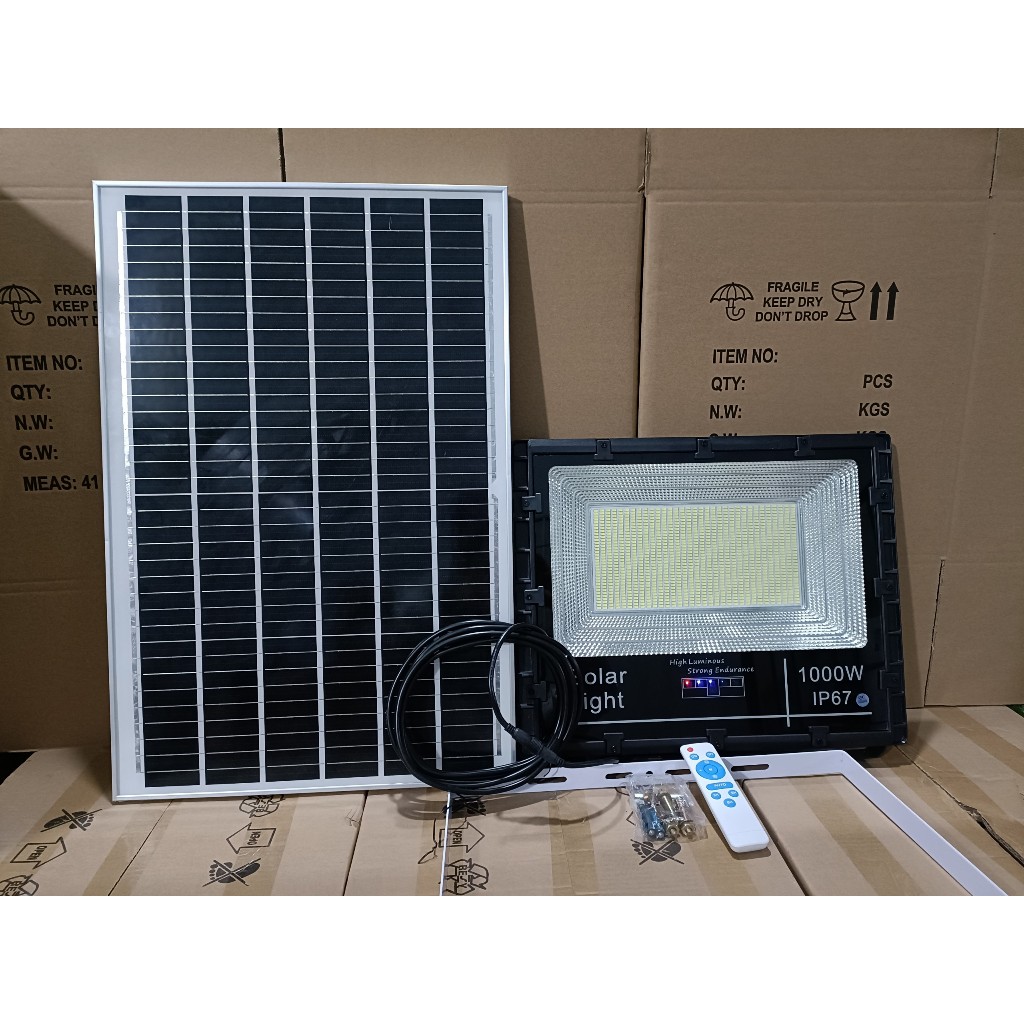 Đèn Pha Năng Lượng Mặt Trời JD 1000W Tấm pin MONO Vỏ Nhôm Chính Hãng ...