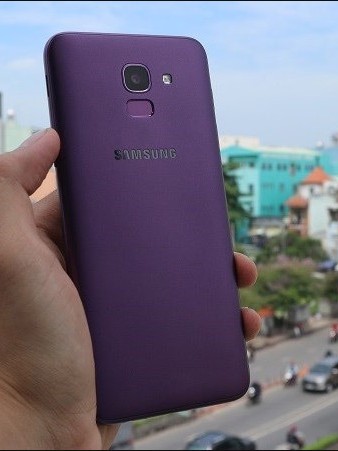 Điện thoại thông minh samsung galaxy j600 2018 ( ram3/32 android 10 ...