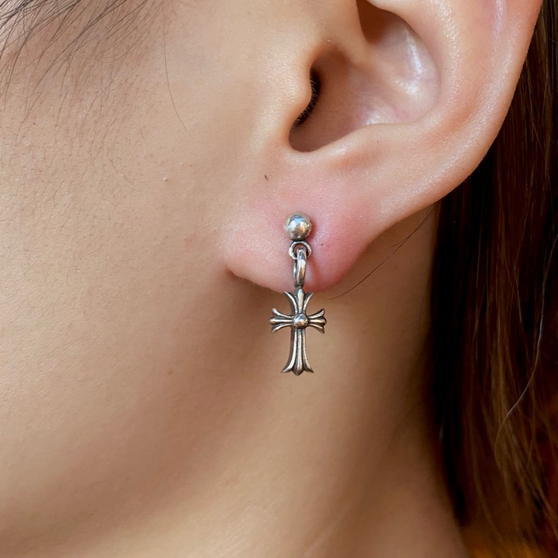 bông tai cross chromehearts Best | Shopee Việt Nam