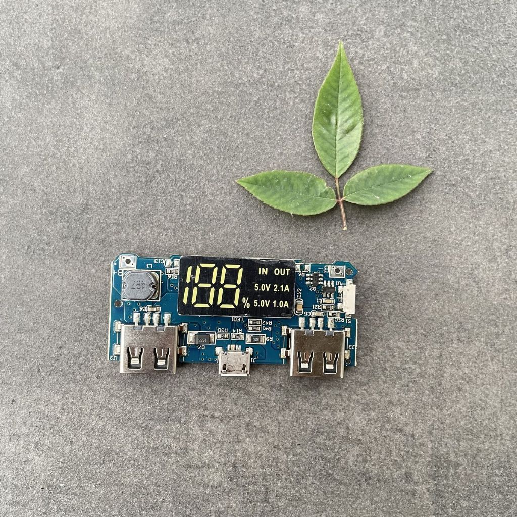 Mạch sạc dự phòng 5v2A – 5V1A có màn hình led hiển thị dung lượng giá rẻ | Shopee Việt Nam