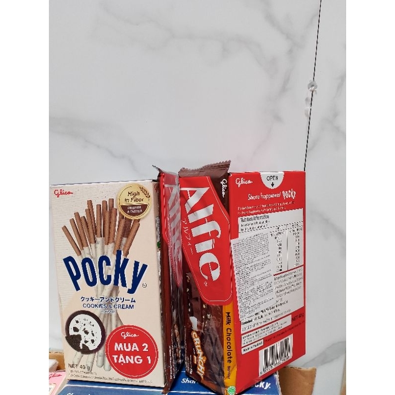 Hộp Bánh Que Pocky Chocolate/Trà Xanh Matcha/Cookies & Cream Chính Hãng ...