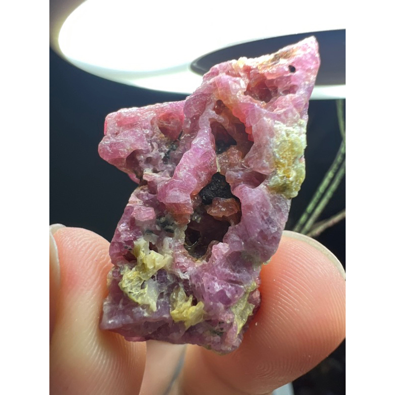 Viên ruby thô to, 46.55ct | Shopee Việt Nam