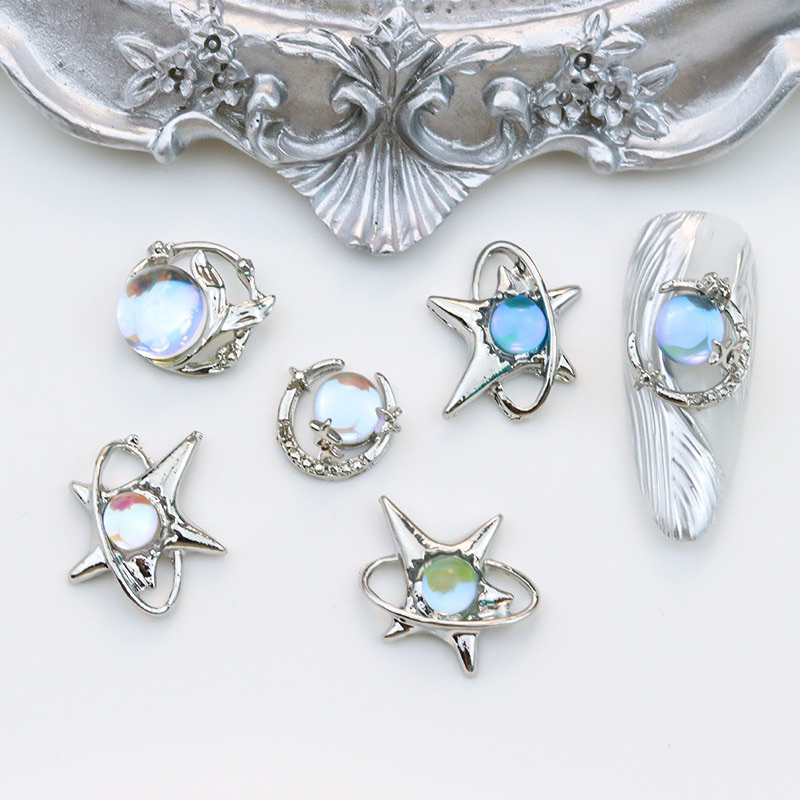 Charm ngôi sao 4 cánh,charm tròn đá pha lê óng ánh bán lẻ 1 cái | Shopee Việt Nam