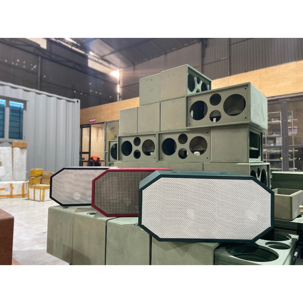 BXDLG-K10. Box lục giác 6 đường tiếng mạch k10 bass 20 thô kèm da và ê ...