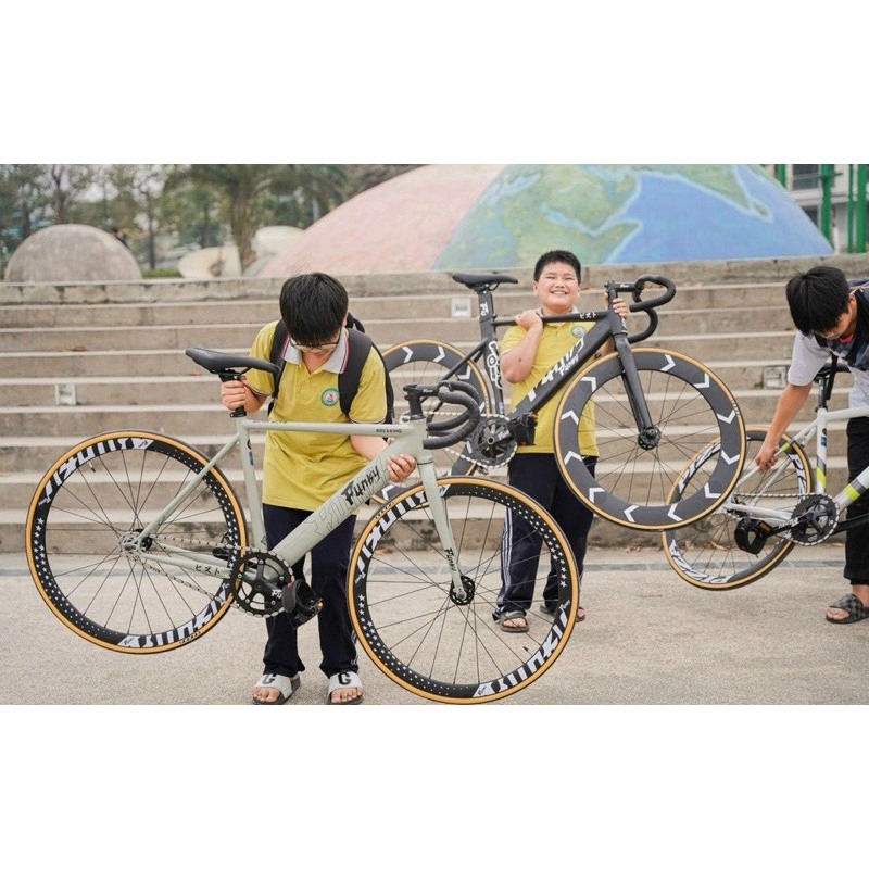 XE ĐẠP FIXED GEAR FUNKY BREAKING (Tặng trap+balo+ đèn +kèm cá+lục giác ...