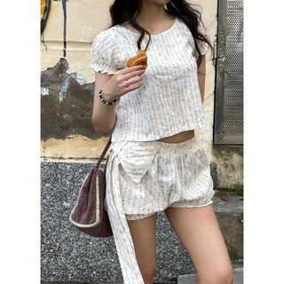 Solace Set 🐇🫧 - Set đồ girl phố quần short và áo kiểu nơ siêu trendy và ...