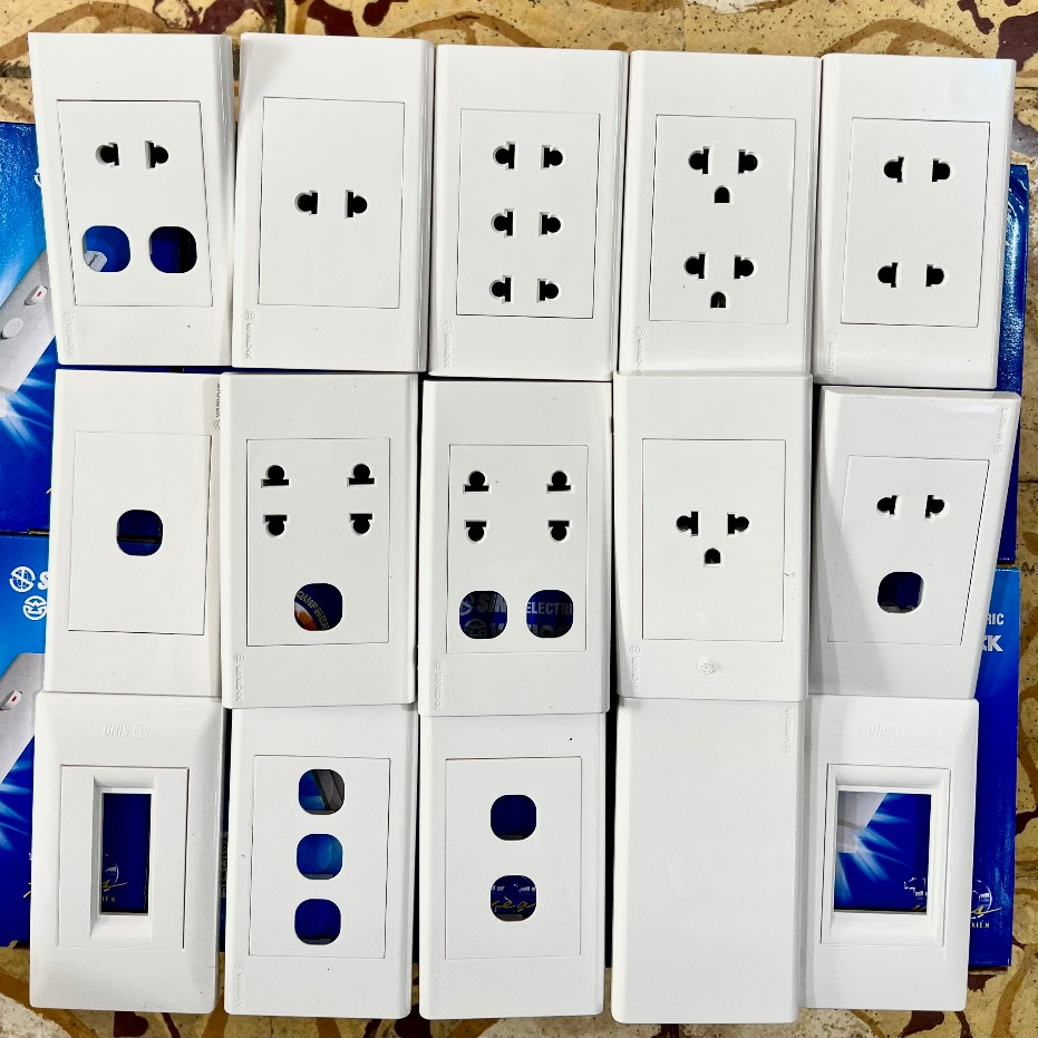 Ổ cắm đơn 2 chấu 16A với 1 lỗ, 2 lỗ (S18UX, S18UXX Sino S18) | Shopee ...